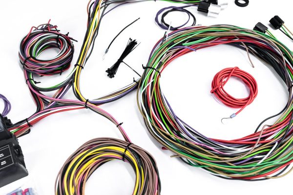 12 Circuit Wiring Harness Kit, Mini Fuse Box, Suit Chev Ford GM Hot Rod ...