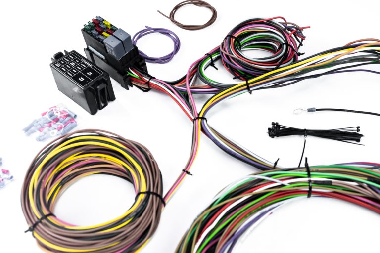 12 Circuit Wiring Harness Kit, Mini Fuse Box, Suit Chev Ford GM Hot Rod ...